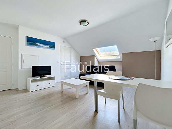 Grandcamp-Maisy : Appartement 2 pièces à vendre