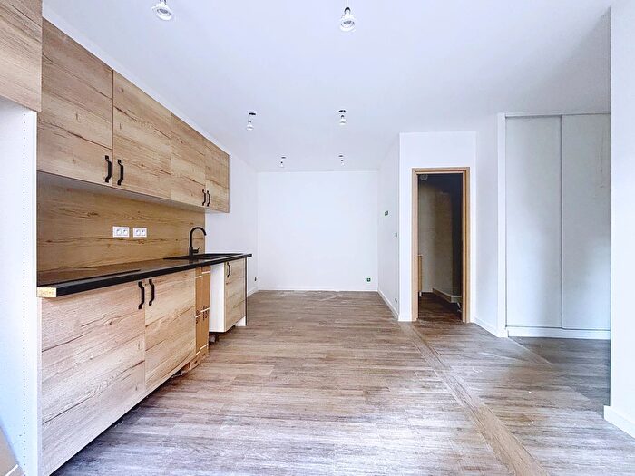 Appartement à vendre - Saint-Étienne-de-Tinée - 1 pièce