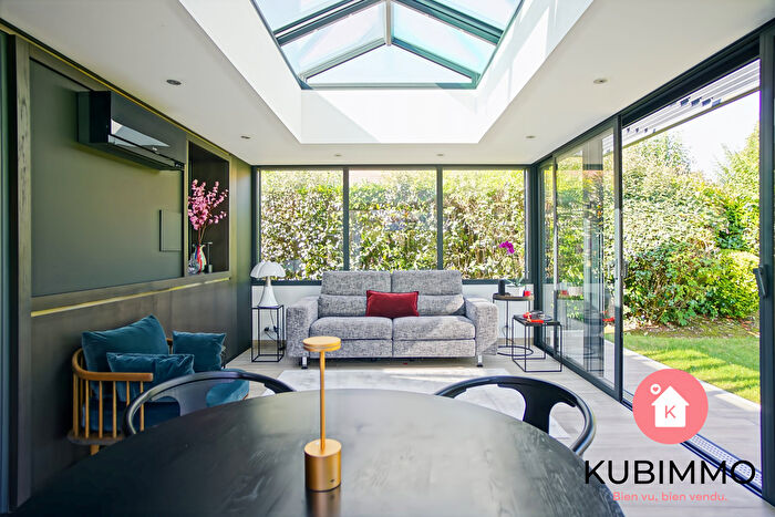 Maison à vendre - Bussy-Saint-Georges, Clos, Tillet, Génitoy, Golf - 7 pièces - 4 chambres