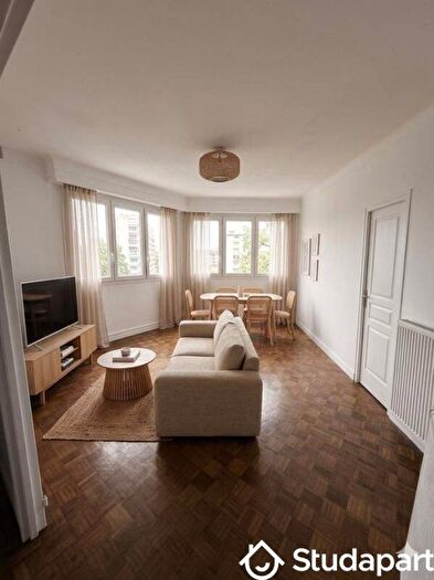 Appartement 1 pièce à louer - Centre Ville, Pau