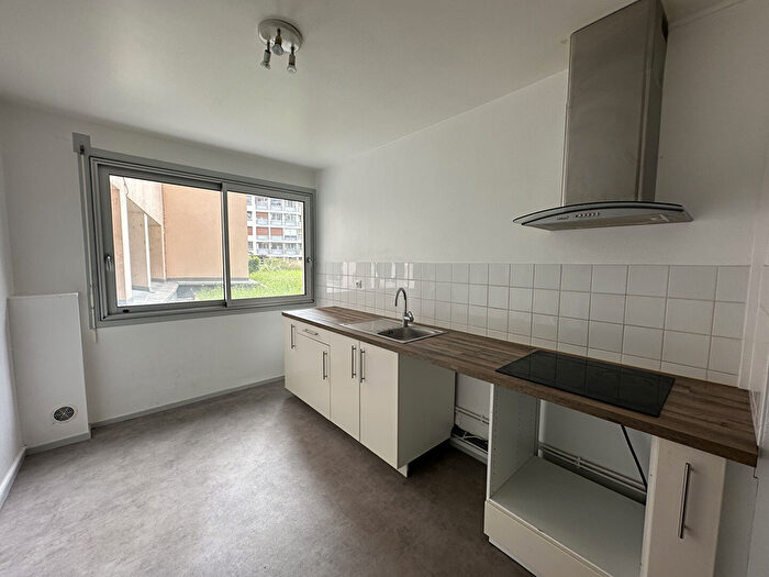Appartement à vendre - Clermont-Ferrand, Vallières, Sallins, Poncillon - 4 pièces - 2 chambres