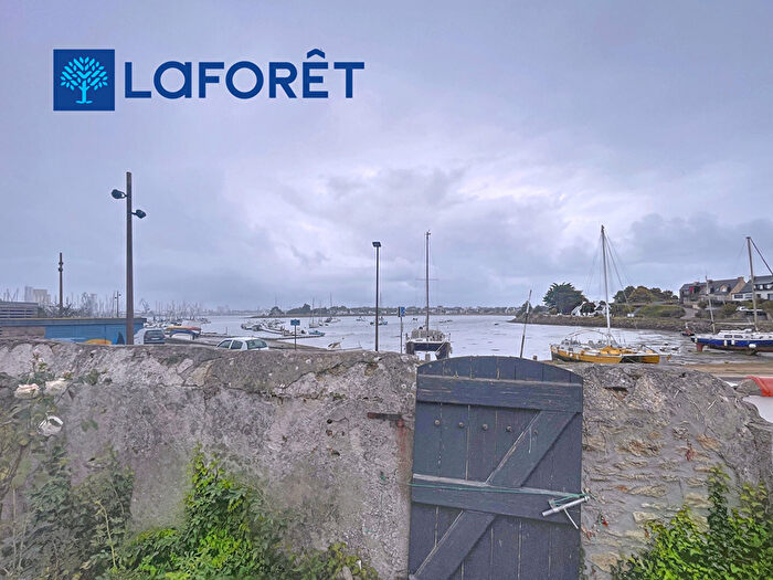 Maison à vendre - Locmiquélic - 5 pièces - 4 chambres