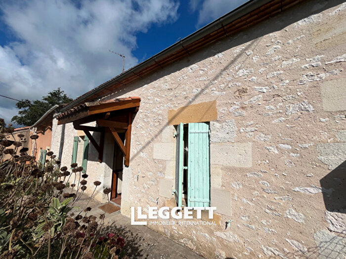 Maison 8 pièces à vendre à La Roquille