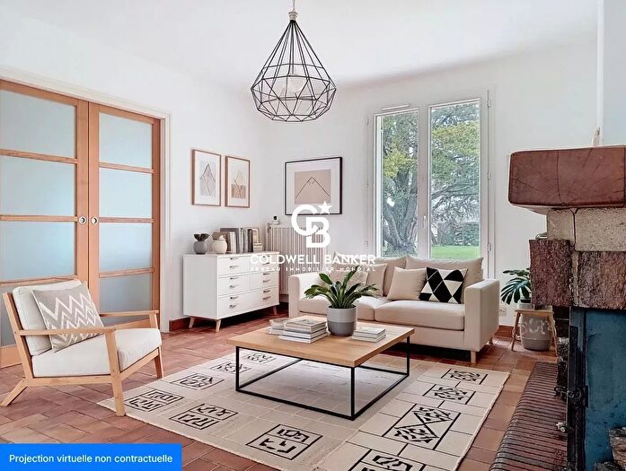 Maison à vendre - Saintes, Centre-ville - 5 pièces - 3 chambres