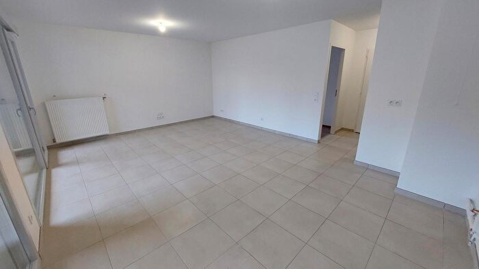 Appartement à louer - Coublevie - 2 pièces - 1 chambre