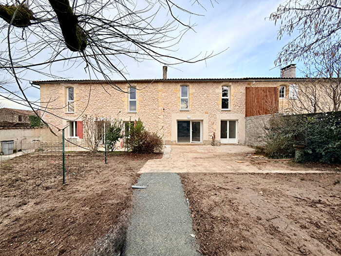 Appartement à vendre - Haux - 2 pièces - 1 chambre