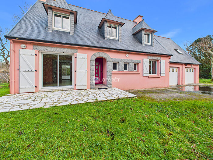 Maison à vendre - Plogonnec - 7 pièces - 5 chambres