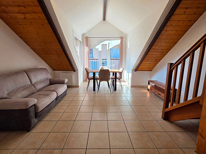 Appartement à louer - Gap, Gap ville - 2 pièces - 1 chambre