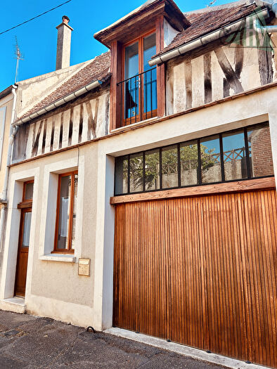 Bray-sur-Seine : Maison 6 pièces à louer