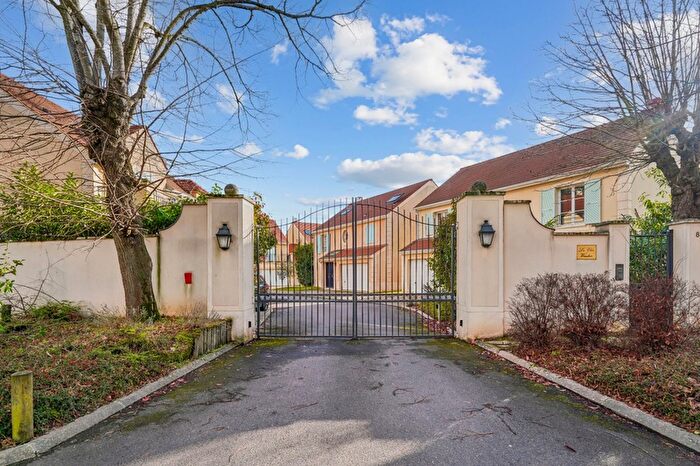 Maison à vendre - Chatou, Est - 7 pièces - 5 chambres