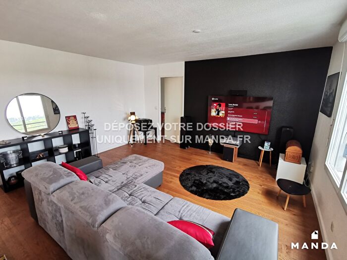Appartement à louer - Villeurbanne, Einstein, Salengro - 4 pièces - 3 chambres