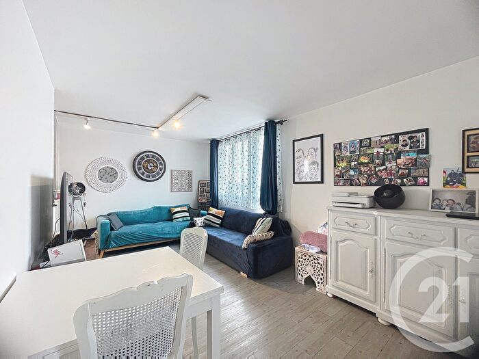 Appartement à vendre - Noisy-le-Grand, Est - 4 pièces - 3 chambres