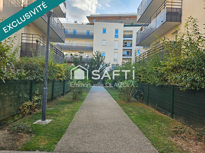 Appartement à vendre - Rambouillet, Bel-Air, Racinay, Pierrefite - 3 pièces - 2 chambres