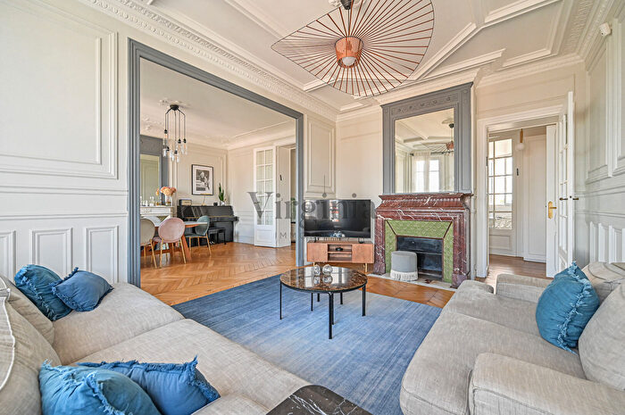 Charenton-le-Pont, Centre ancien : Appartement 4 pièces à vendre