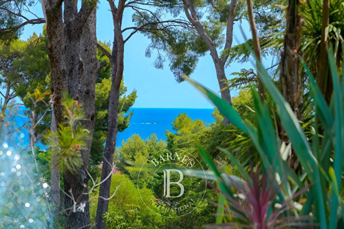 Maison à vendre - La Ciotat, Sainte-Marguerite - 7 pièces - 5 chambres