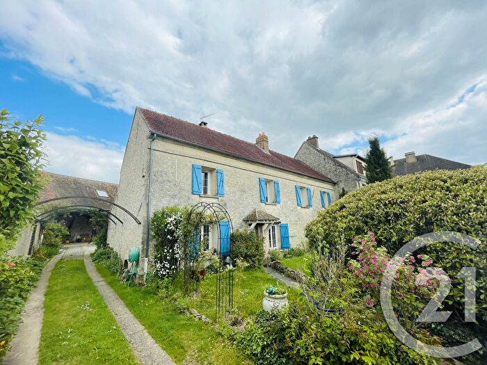 Maison 7 pièces à vendre à Nucourt