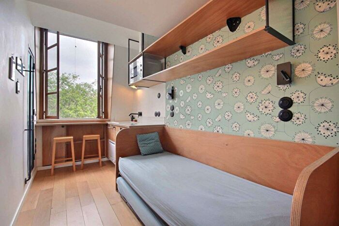 Appartement à louer - Archives, Paris ème arrondissement - 1 pièce