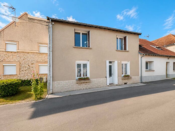 Maison 4 pièces à La Ferté-Gaucher, à vendre