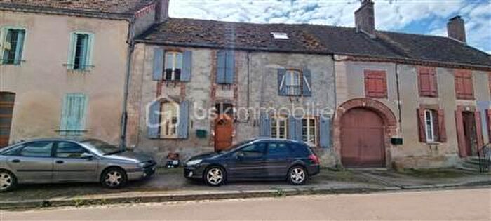 Maison 6 pièces à Rigny-le-Ferron, à vendre