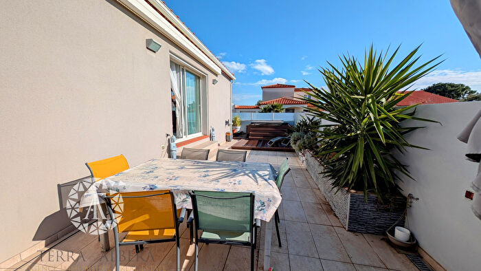 Maison à vendre - Brouilla - 4 pièces - 3 chambres