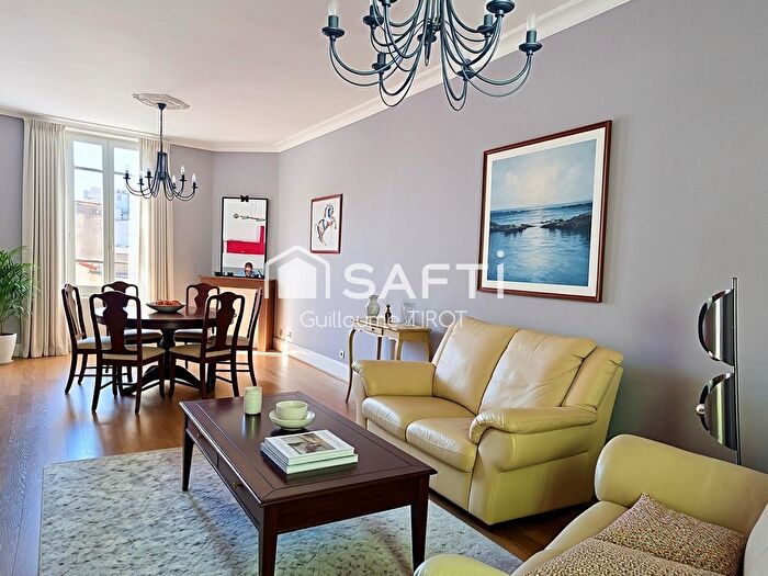 Vichy, République - Appartement 5 pièces à vendre