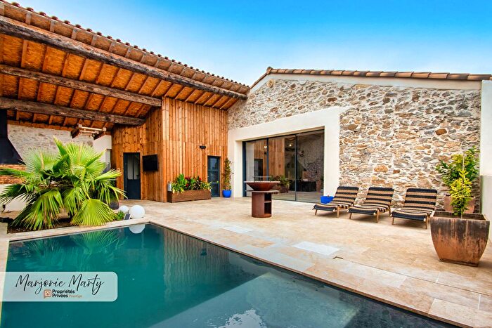 Appartement 9 pièces à Paraza, à vendre