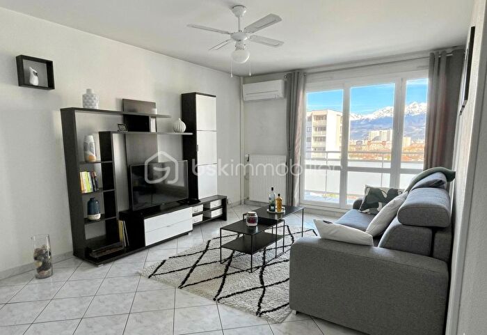 Appartement à vendre - Seyssins - 4 pièces - 3 chambres