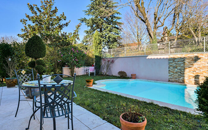 Maison à vendre - Saint-Cyr-au-Mont-dOr - 5 pièces - 3 chambres