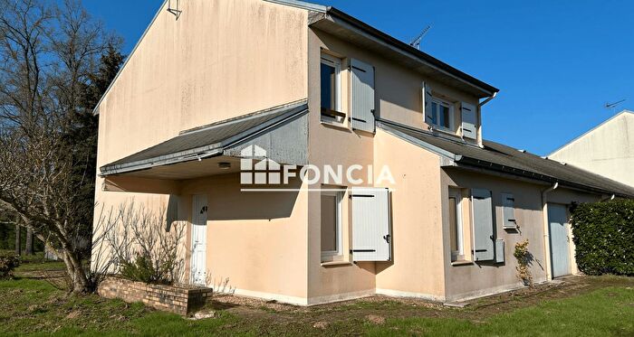 Maison à vendre - Ouzouer-sur-Loire - 6 pièces - 4 chambres