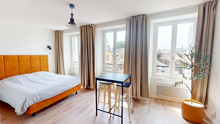Mulhouse, Centre historique : Appartement 1 pièce à louer