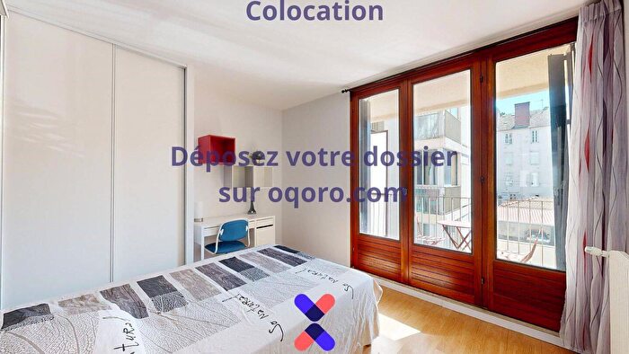 Appartement à louer - Centre Ville, Pau - 4 pièces - 3 chambres