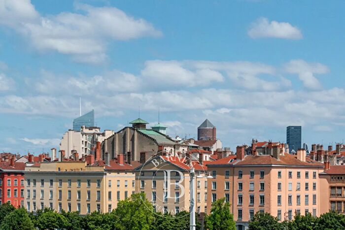 Appartement à vendre - Lyon e , Quartiers anciens - 4 pièces - 3 chambres