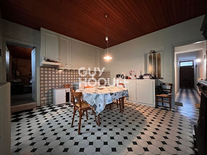 Maison à vendre - Lesparre-Médoc - 7 pièces - 3 chambres