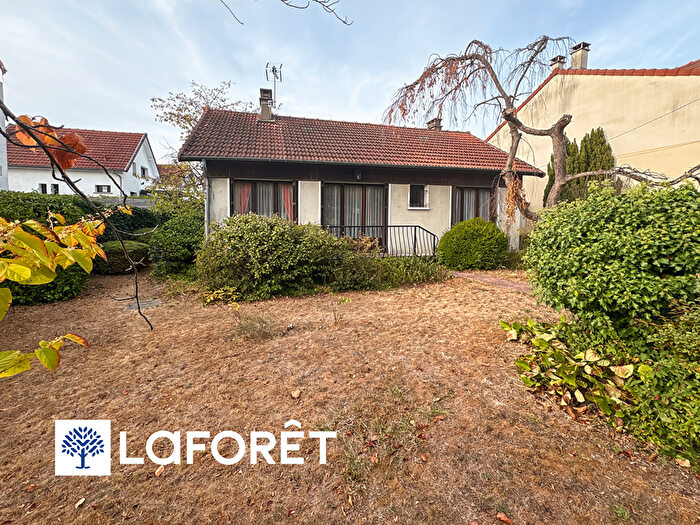 Maison 3 pièces à vendre - Sainte-Geneviève-des-Bois, Hôtel de Ville