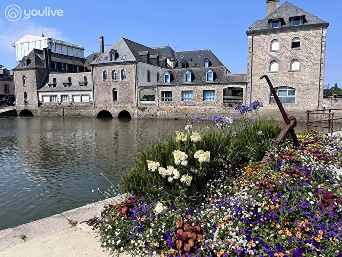 Pont-l'Abbé : Appartement 6 pièces à vendre