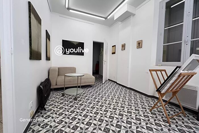 Arles, Centre-ville : Maison 5 pièces à vendre
