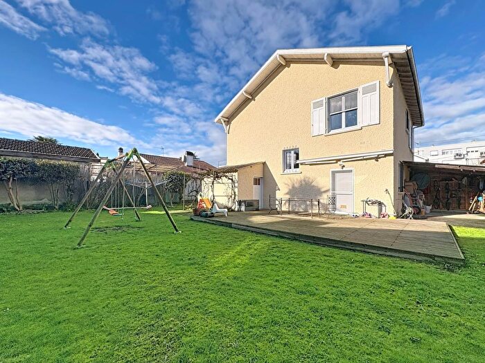 Maison à vendre - Billère, Laffitte - 5 pièces - 4 chambres