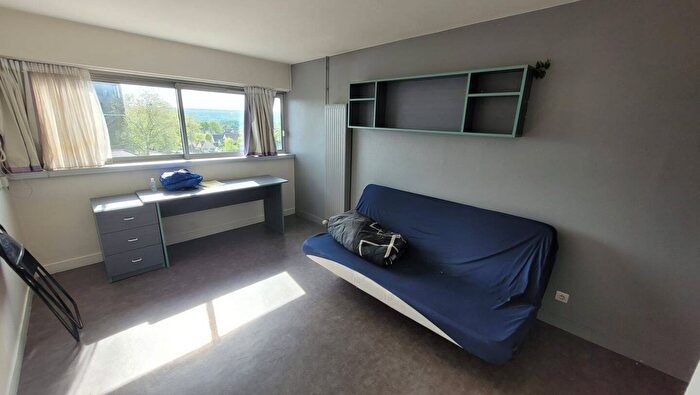 Appartement 1 pièce à louer à Cergy