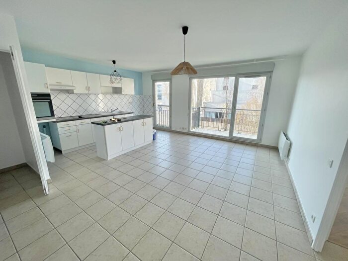 Appartement à louer - Dijon, Clémenceau, Gare, Porte Neuve - 4 pièces - 3 chambres