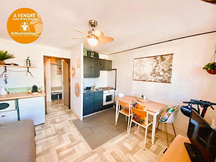 Appartement à vendre - Bormes-les-Mimosas, La Favière, Le Gau, Cap-Bénet, Cabasson, Plages - 1 pièce - 1 chambre