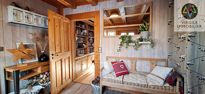 Maison à vendre - Maisons-du-Bois-Lièvremont - 6 pièces - 4 chambres