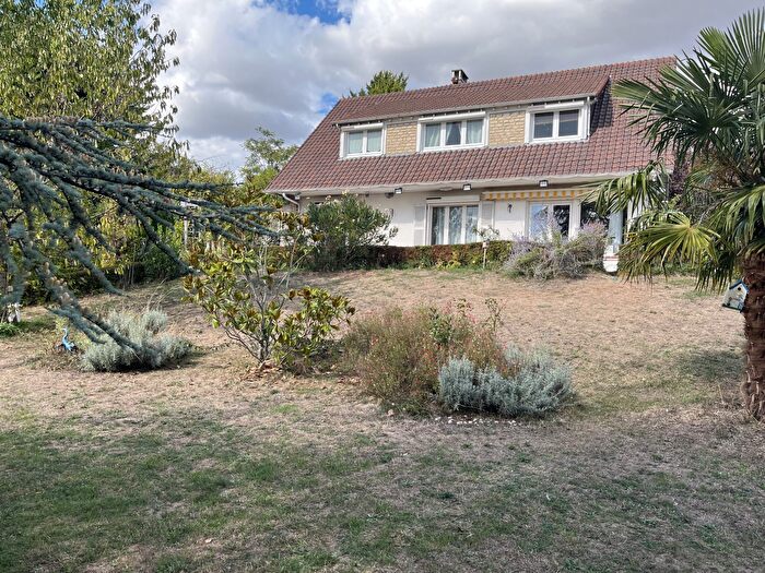 Maison 6 pièces à vendre à Mézy-sur-Seine