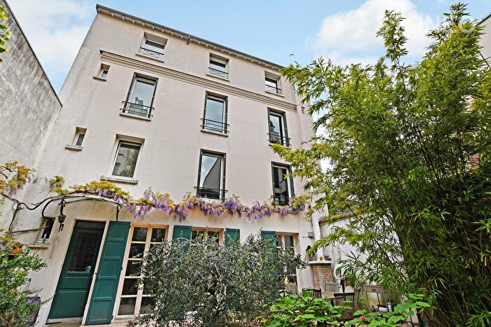 Maison à vendre - Vanves, Centre Saint-Rémy - 6 pièces - 4 chambres