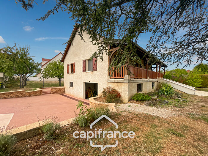 Saint-Julien : Maison 7 pièces à vendre