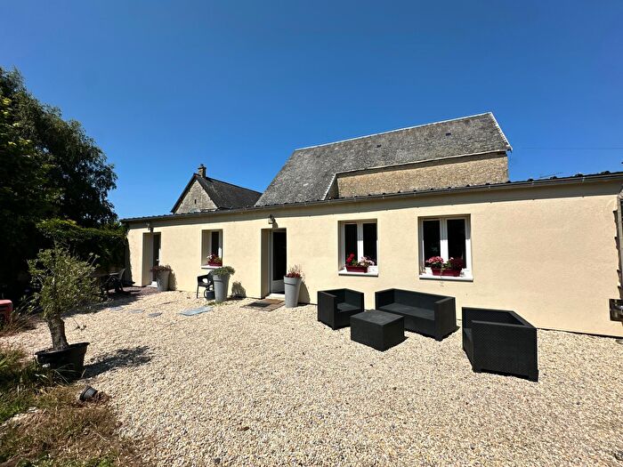 Maison 4 pièces à vendre à Port-en-Bessin-Huppain
