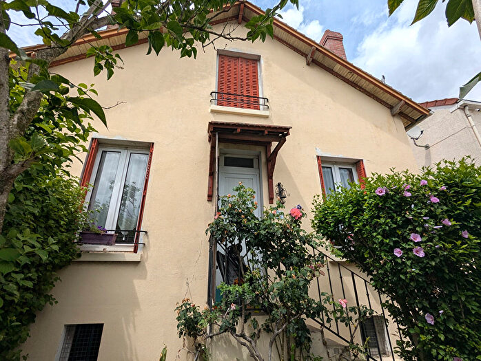 Maison à vendre - Persan - 5 pièces - 3 chambres
