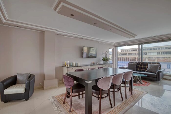 Appartement à vendre - Versailles, Saint-Louis - 9 pièces