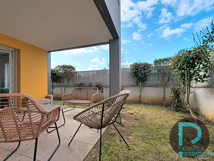 Appartement à vendre - Charnay-lès-Mâcon - 3 pièces - 2 chambres