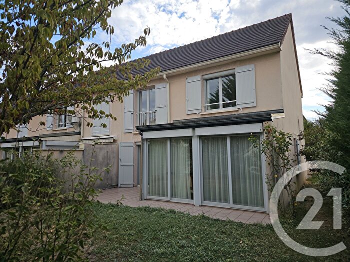 Lons-le-Saunier, Mouillères, Parc des Bains : Appartement 5 pièces à vendre
