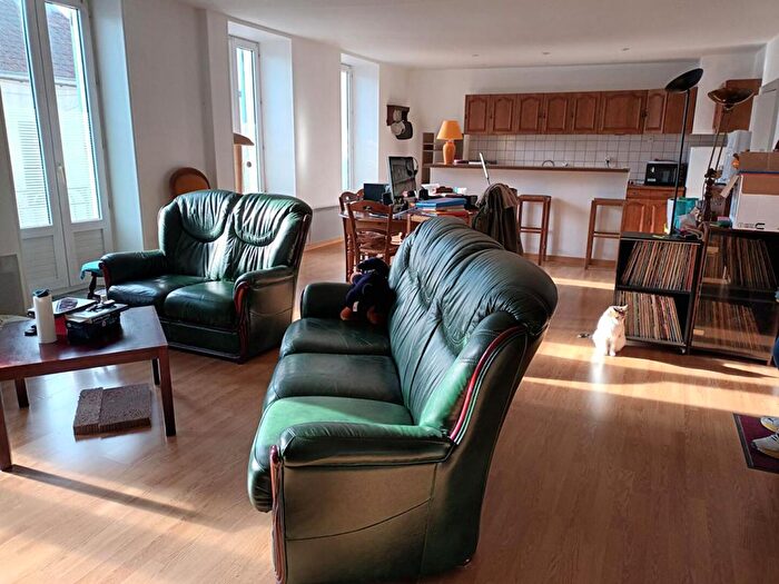 Appartement à vendre - Gémozac - 3 pièces - 2 chambres